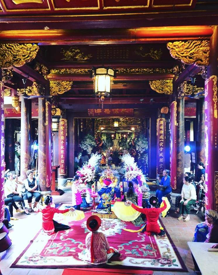 Visit the Bach Ma Temple in Hanoi - Guidebook Vietnam - Guidebook Vietnam