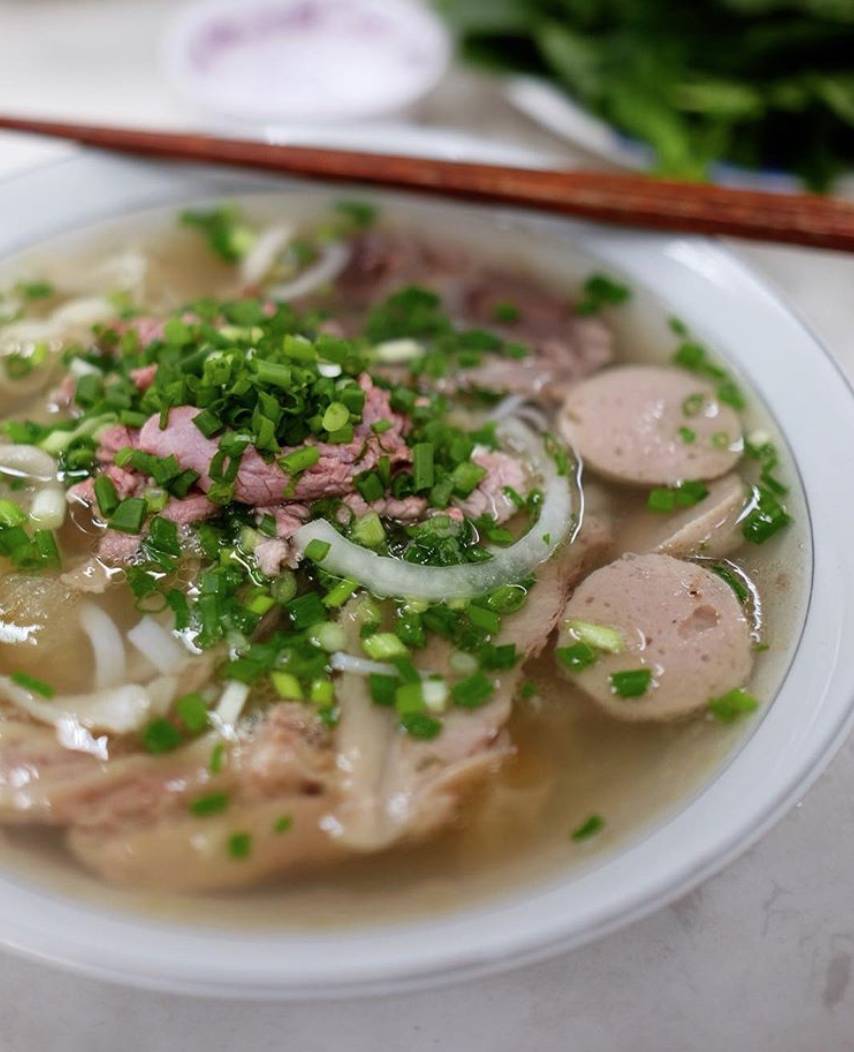Pho Hoa Pasteur Huge Portions Beefy Aroma Famous Pho - Guidebook ...